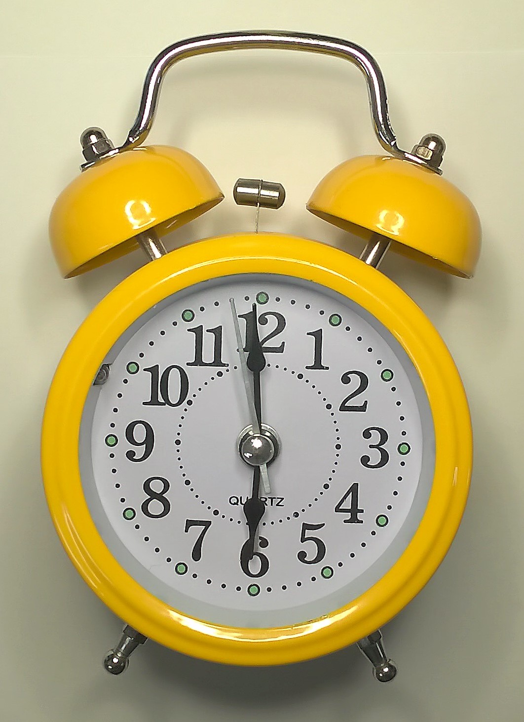 Table Alarm Clock Yellow (OEM) in category Watches at Easy Technology.