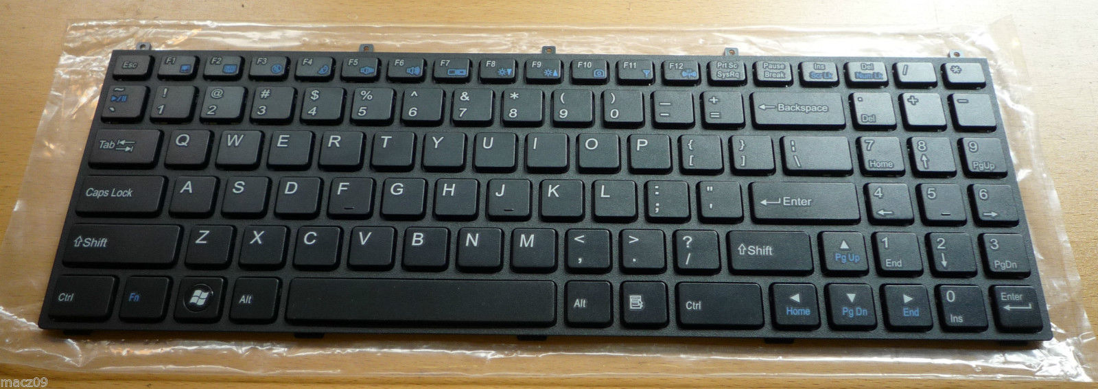 Turbo X Clevo W253EF CHICONY 6-80-M9800-014-1 MP-08J43US-430 US ...